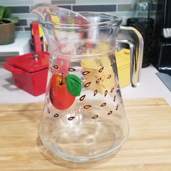 Unbranded | Dining | Vintage 7s Apples Print Glass Pitcher Beverage ...